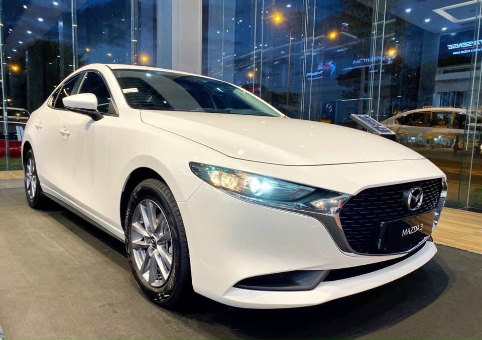 Mazda 3 1.5L Deluxe (E5)