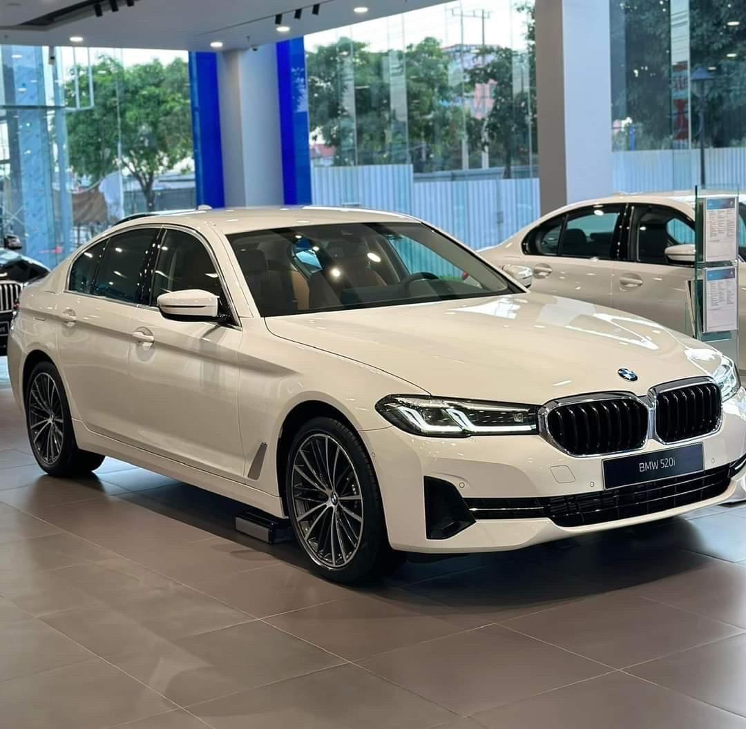 BMW 520i