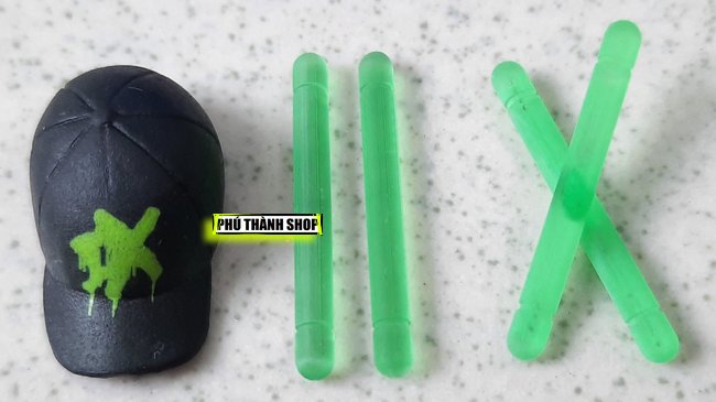 BỘ PHỤ KIỆN MÔ HÌNH WWE DX GLOW STICKS CUSTOM & NÓN WWE DX