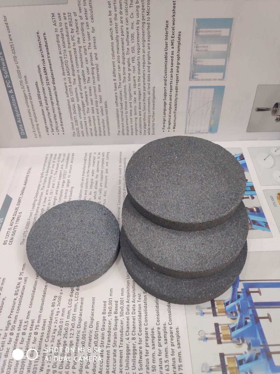 Đá thấm 30cm2 50cm3