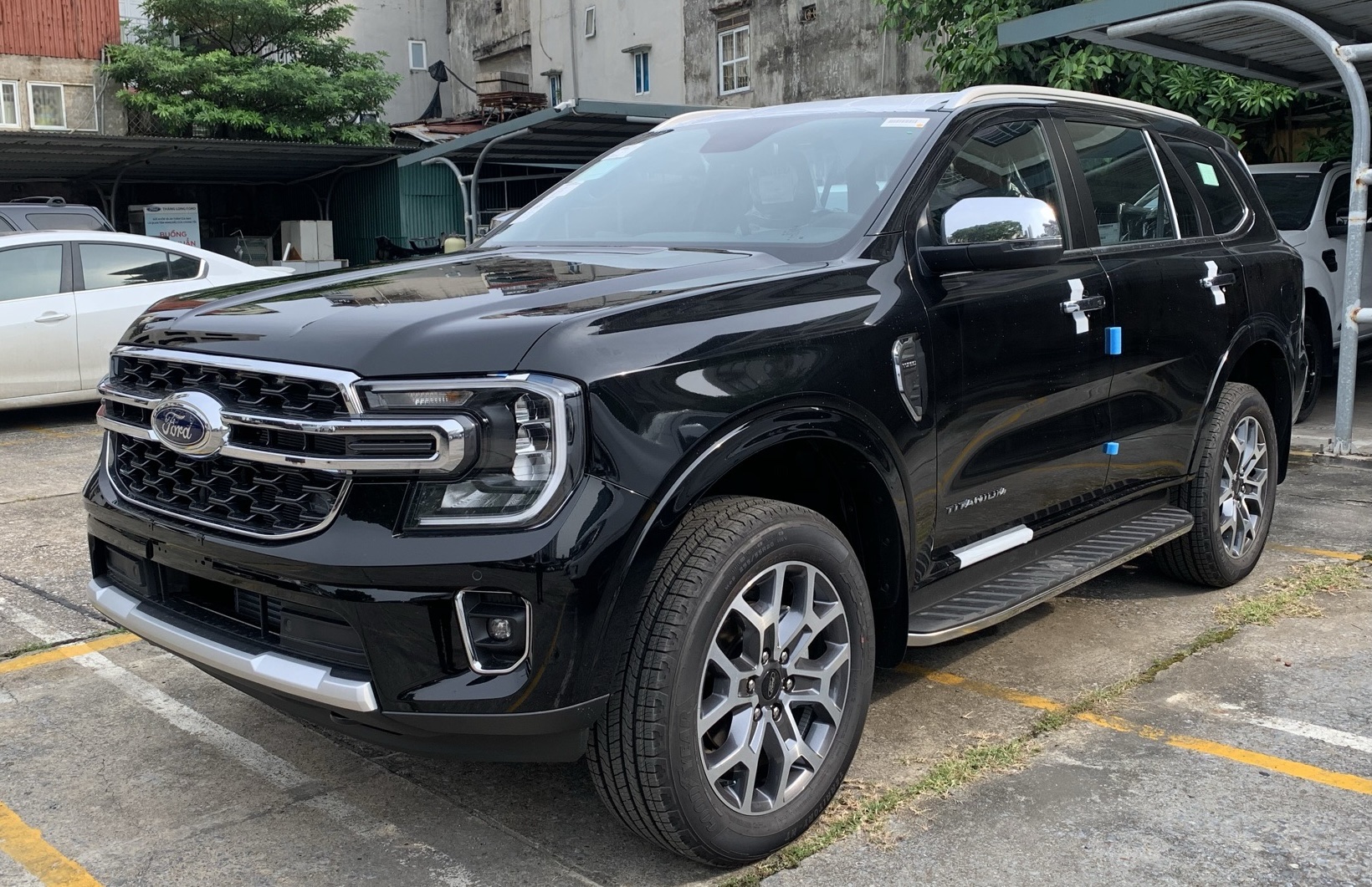 Ford Everest Titanium 2.0L AT 4x2 2024