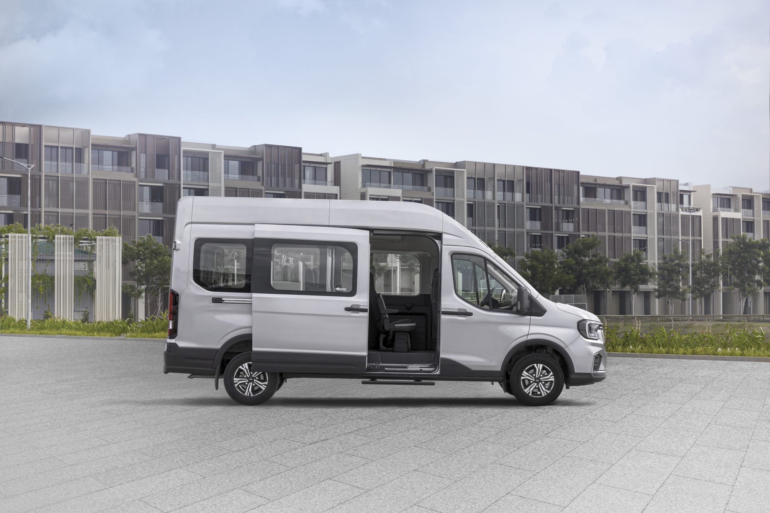 Ford Transit Trend 16 chỗ new 2026