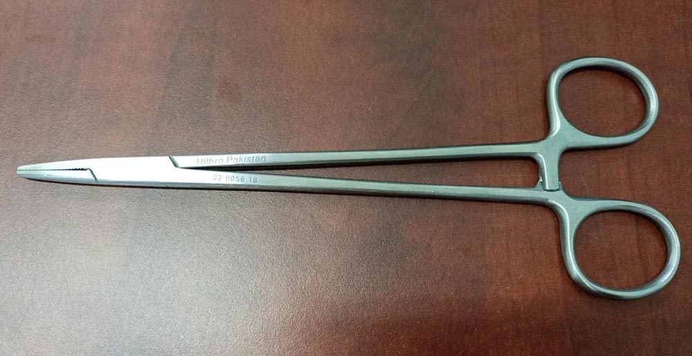 Kẹp kim Mayo-Hegar 18cm Hilbro 22.0056.18