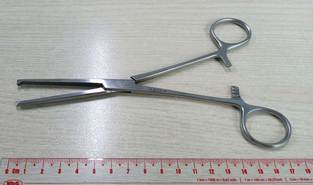 Kẹp phẫu thuật Kocher (Ochsner) thẳng 18 cm Hilbro 14.0226.18