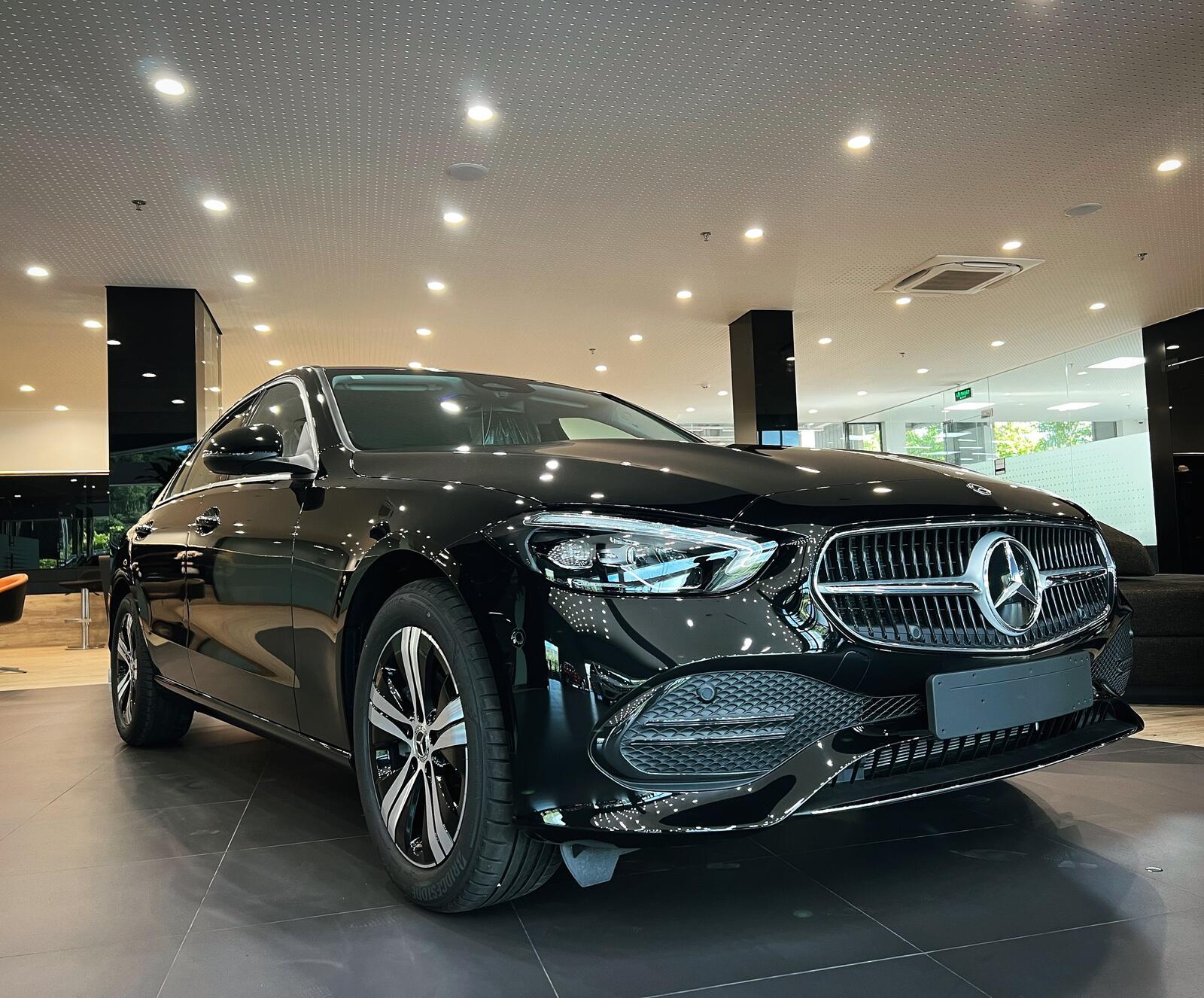 Mercedes-Benz C200 Avantgarde Plus V1