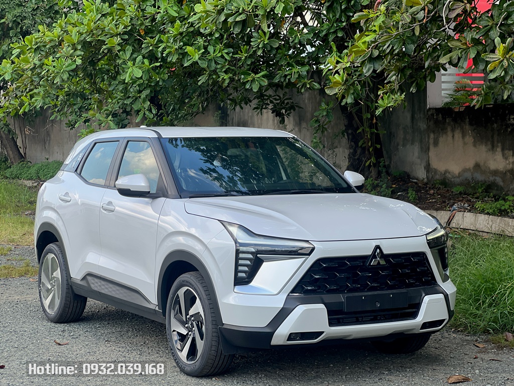 Giá xe Mitsubishi Xforce Exceed 2025 màu trắng tại Bình Dương kèm ...