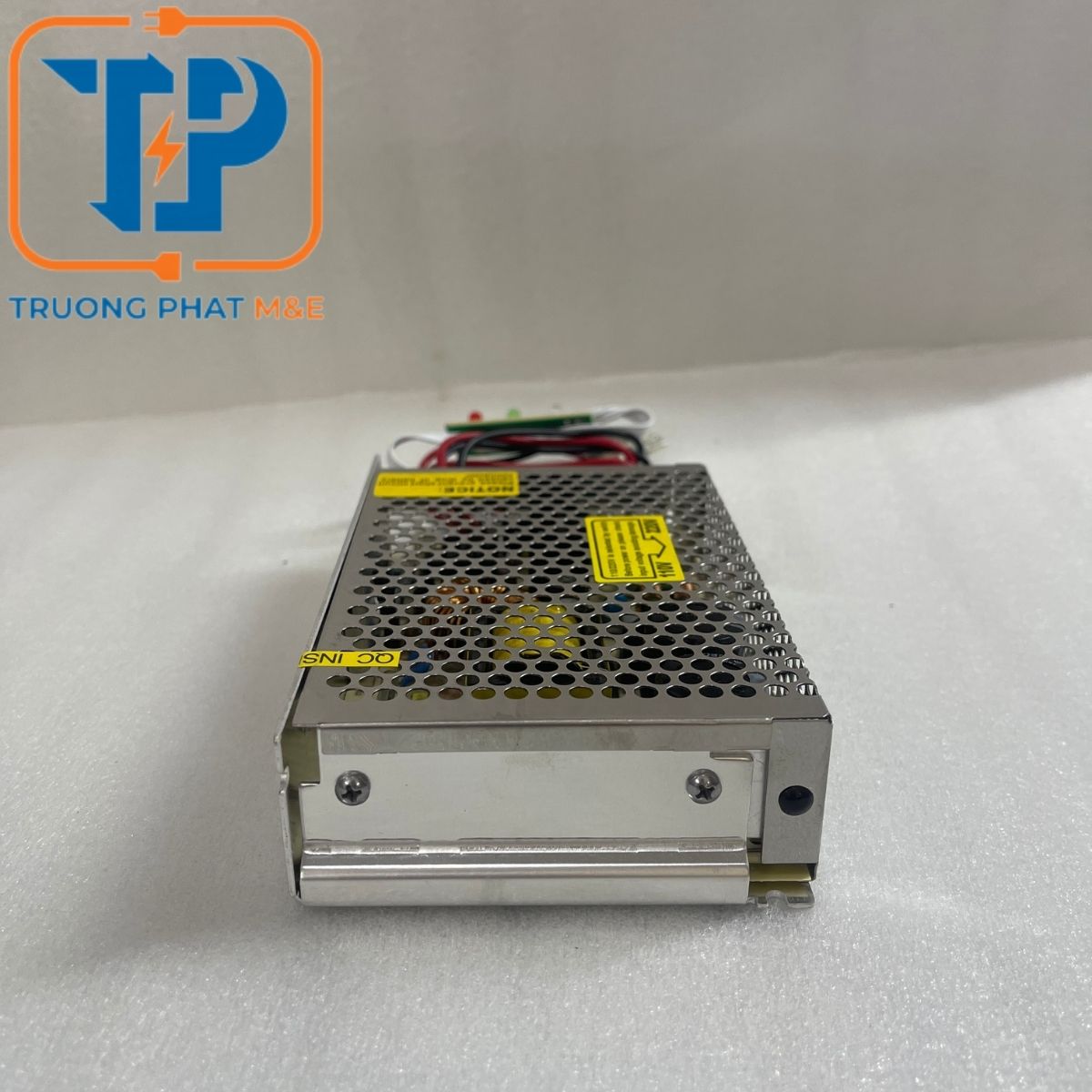 Bộ sạc ắc quy 12VDC/8A(SC-120-12)