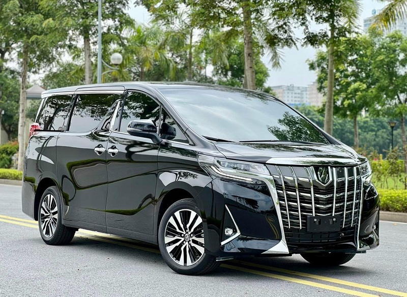 Xe Toyota Alphard - Mẫu xe MPV sang trọng của Toyota